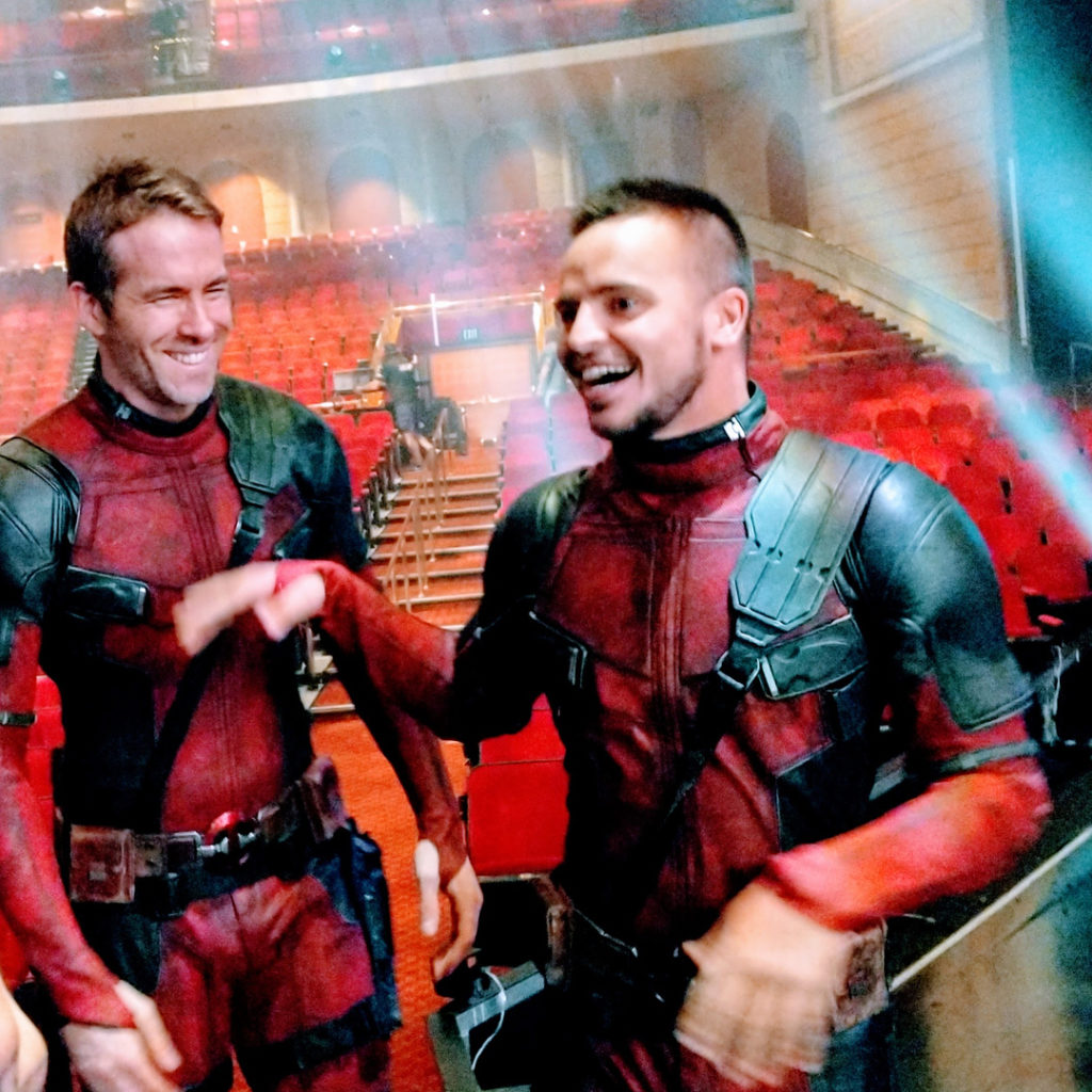 Conheça o Deadpool que dança com Celine Dion no videoclip de “Ashes ...